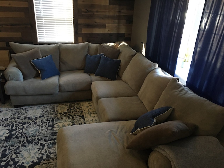 Comfy, Cozy Woodlyn Home/getaway\nclose To Sports, Highways, City + More! - 梅迪亞