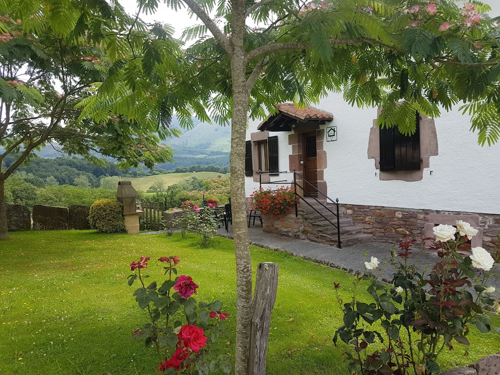 Casa Petisansenea I Y Ii Pour 4 Personnes - Pays basque français
