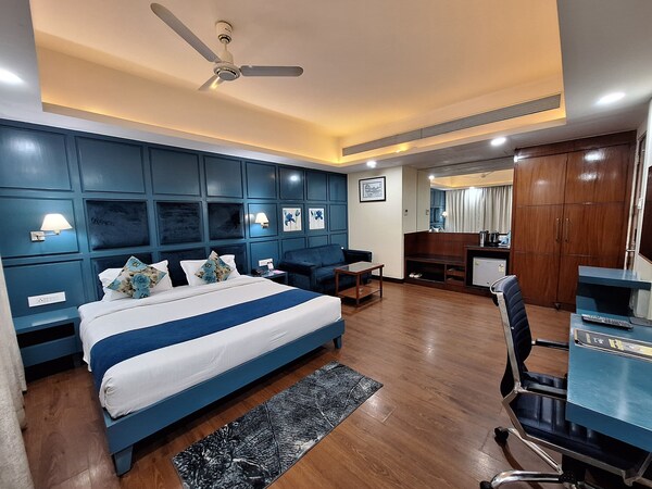 L N Hotels And Resorts - Bhopal