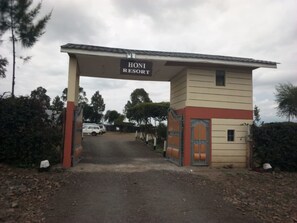 Entrada do alojamento
