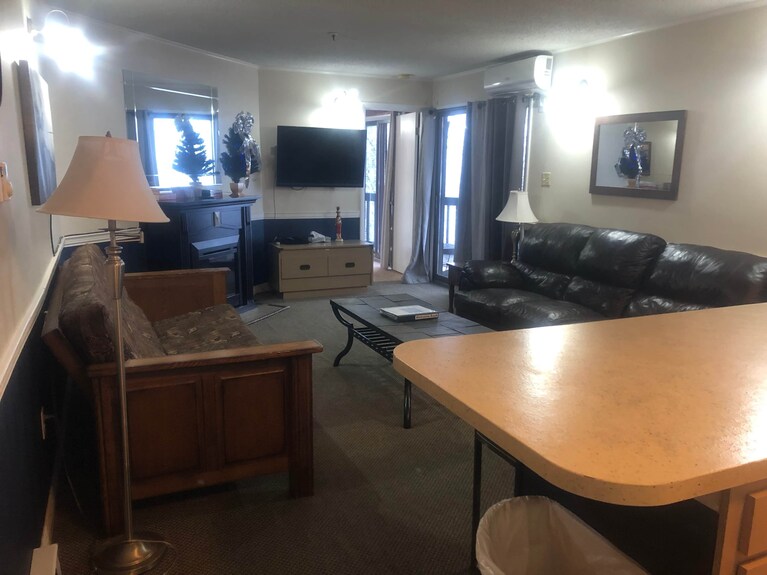 Winterplace Condo E201 - Brush Creek Falls, Athens