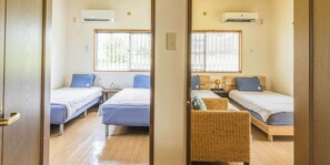Casa Familiar | 3 quartos, secretária, secretária adequada para computadores portáteis