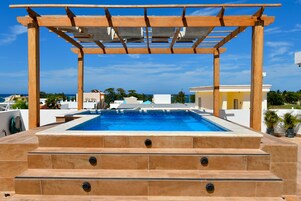 Piscina exterior 