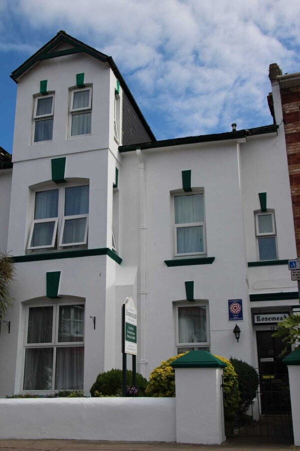 Rosemead Guest House - Paignton