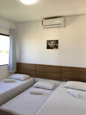 Apartamento (Flat para 4 pessoas) | 2 quartos, secretária, ferro/tábua de engomar, Wi-fi grátis 