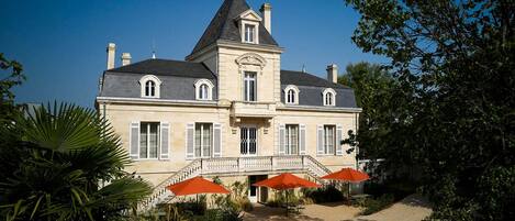 Fachada da propriedade