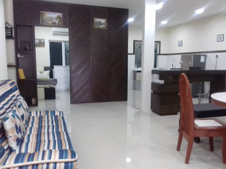 15人のオフィスまたは家族のリトリートを素晴らしい - ポート・ディクソン