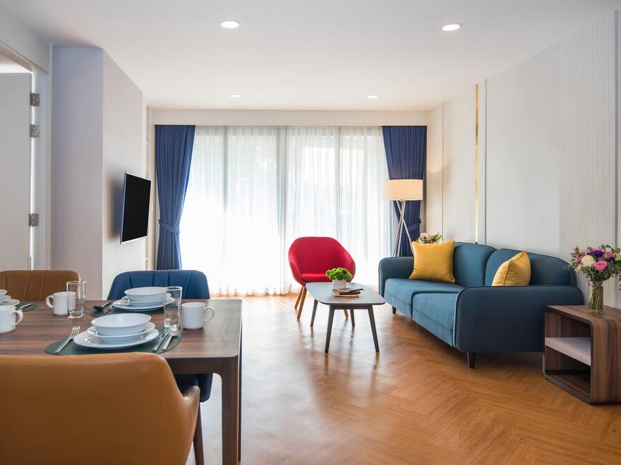 One Bedroom Executive | Sala de estar | Televisor LCD de 32 polegadas com canais por cabo, televisor