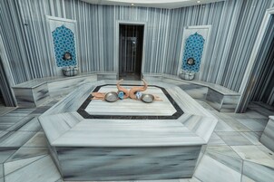 Sala(s) para tratamentos a casais, sauna, banho turco, massagens suecas 