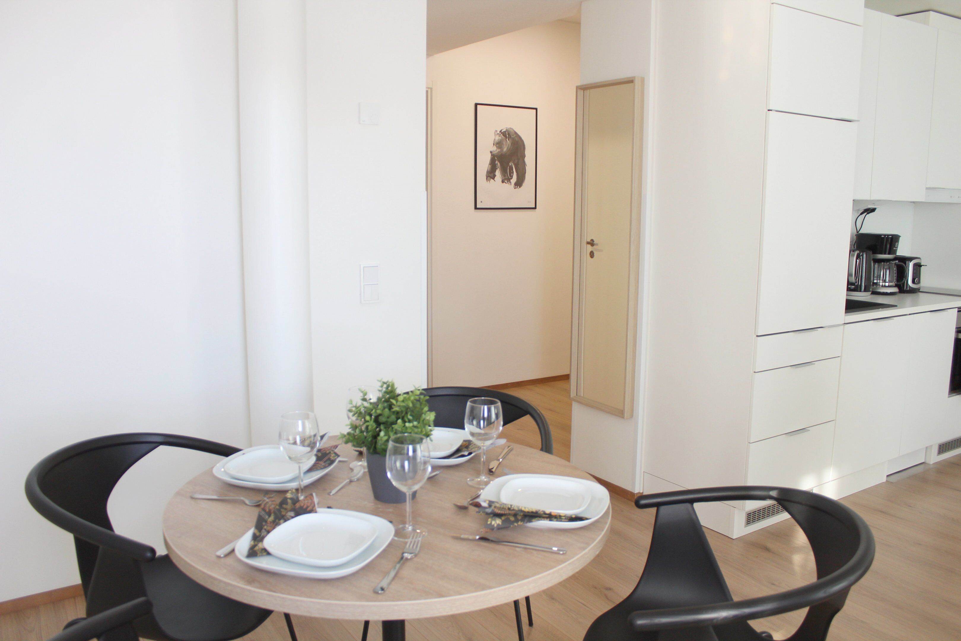 Apartamento clássico | Quartos à prova de som, ferros/tábuas de passar roupa, Wi-Fi de cortesia
