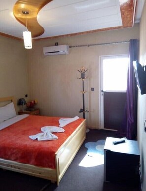 Suíte standard | Individualmente decorados, berços grátis