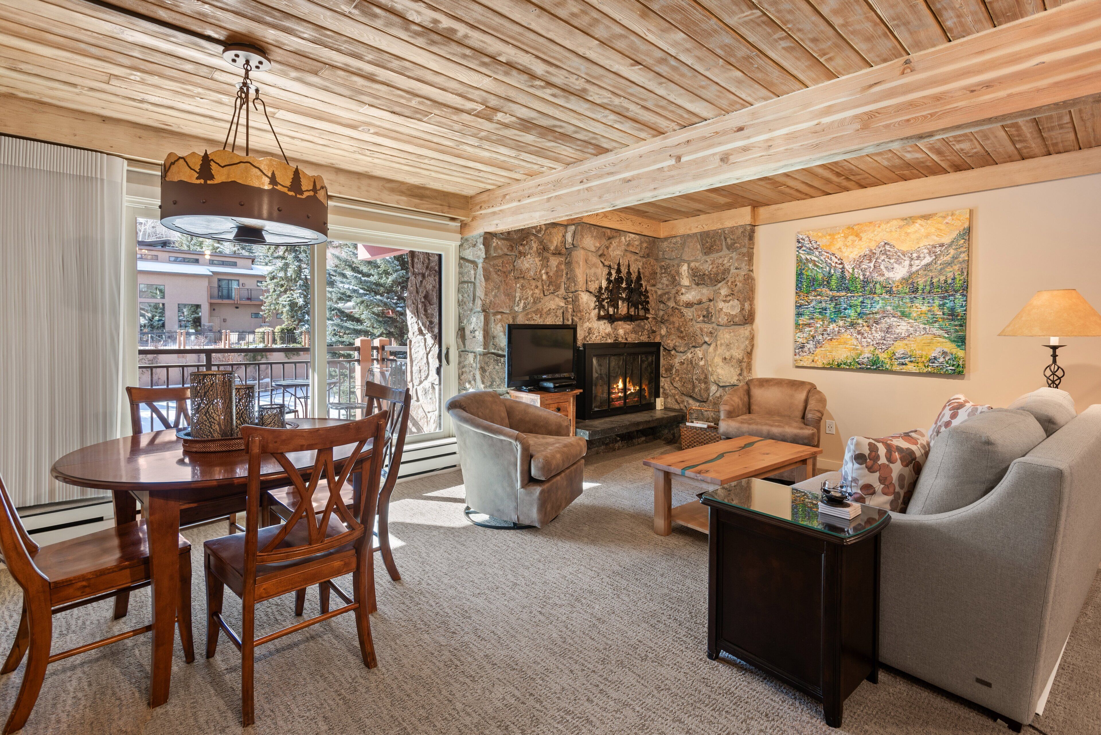 823: 1 Hab, 1 Baño Stonebridge, Pasos De Las Laderas, Cocina Actualizada - Snowmass, CO