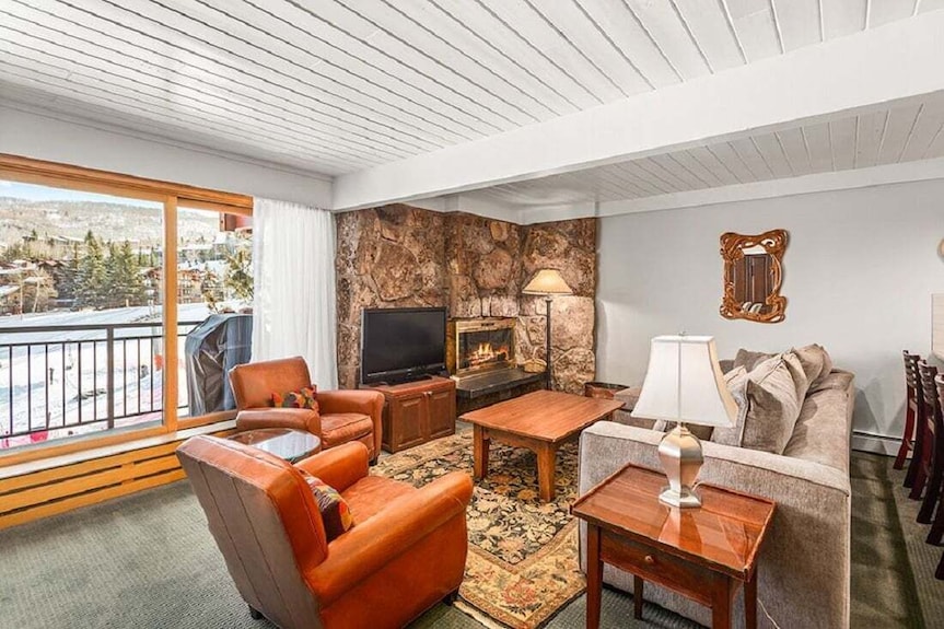 Located On Fanny Hill, Stonebridge Condo 933, 2 Bedroom & Den 3 Ba - Snowmass, CO