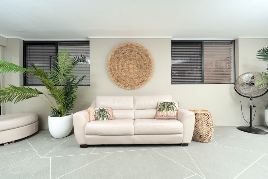 Pets Allowed Burleigh Beach Pad -