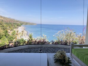 Pequenos-almoços, almoços e jantares servidos