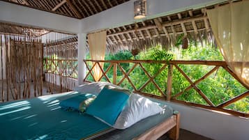 Casa luxo, 2 quartos | Terraço/pátio