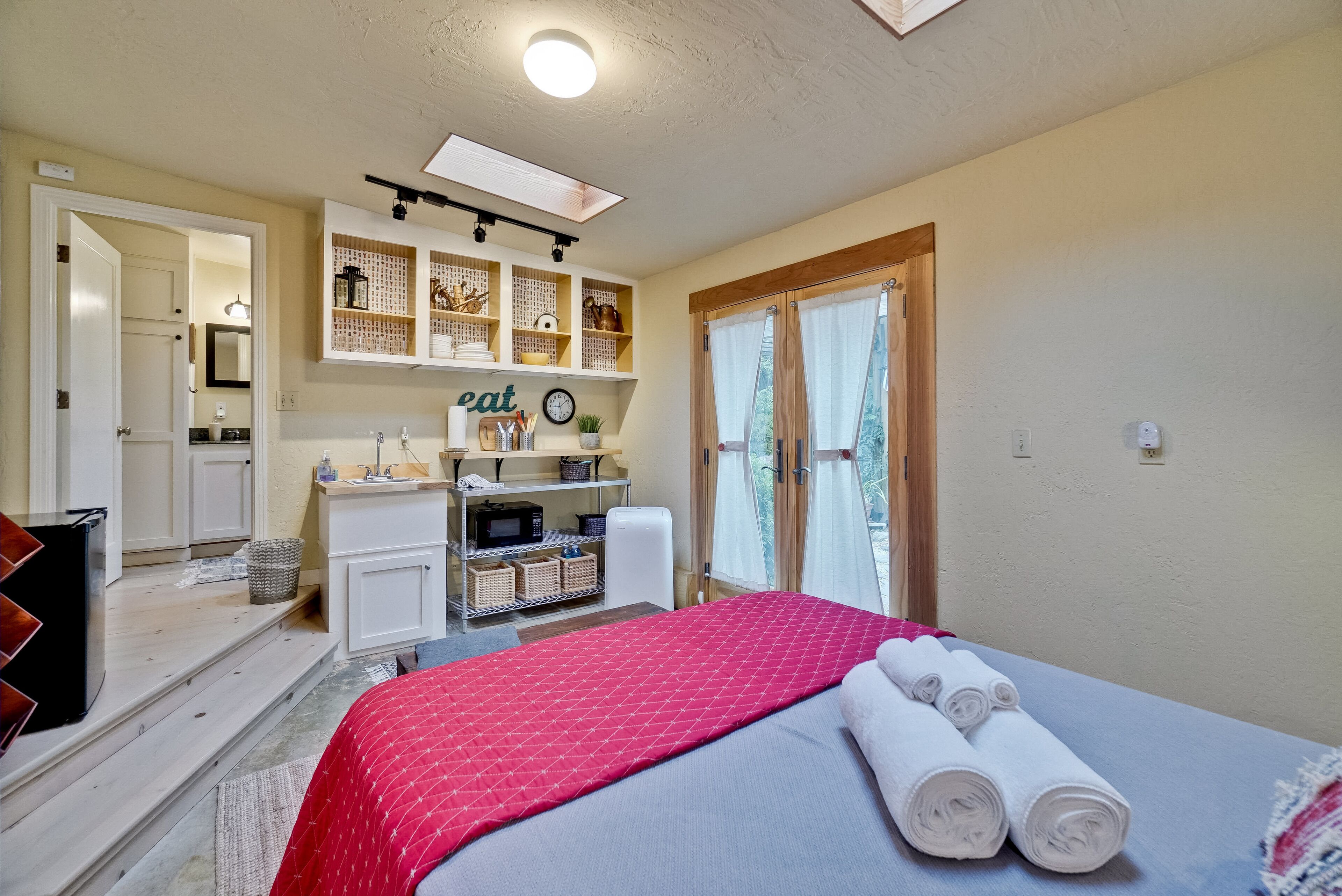 Barrio De Los Artistas En Los Gatos - Saratoga, CA