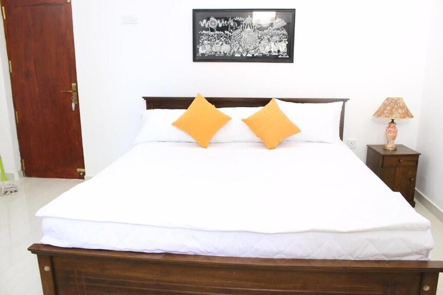 This Property Locate Walking Distance To Main Road And Restaurants, Station, Bus Stop And Beach - Bentota