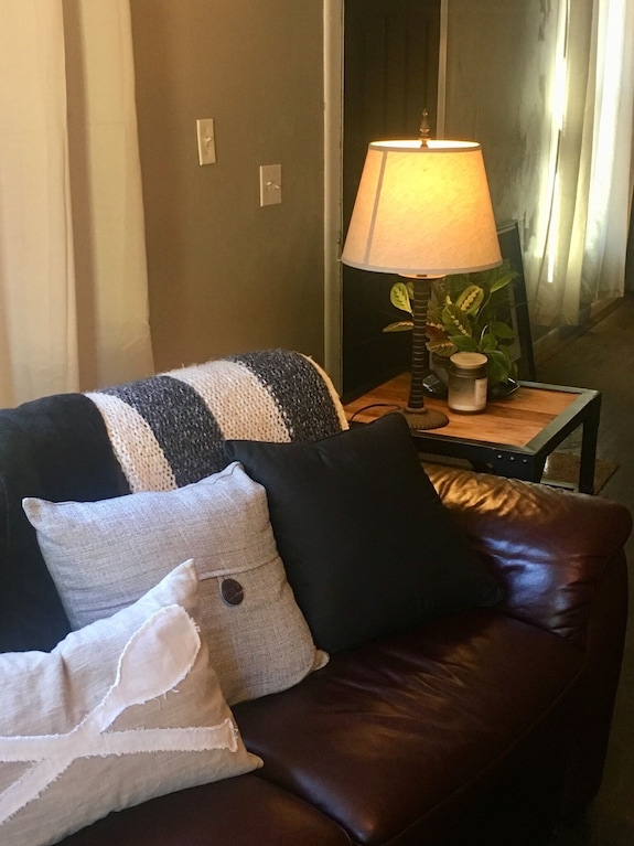 Cozy Cottage In Fayetteville.. Coolest Small Mountain Top Town , Pet Friendly! - West Virginia