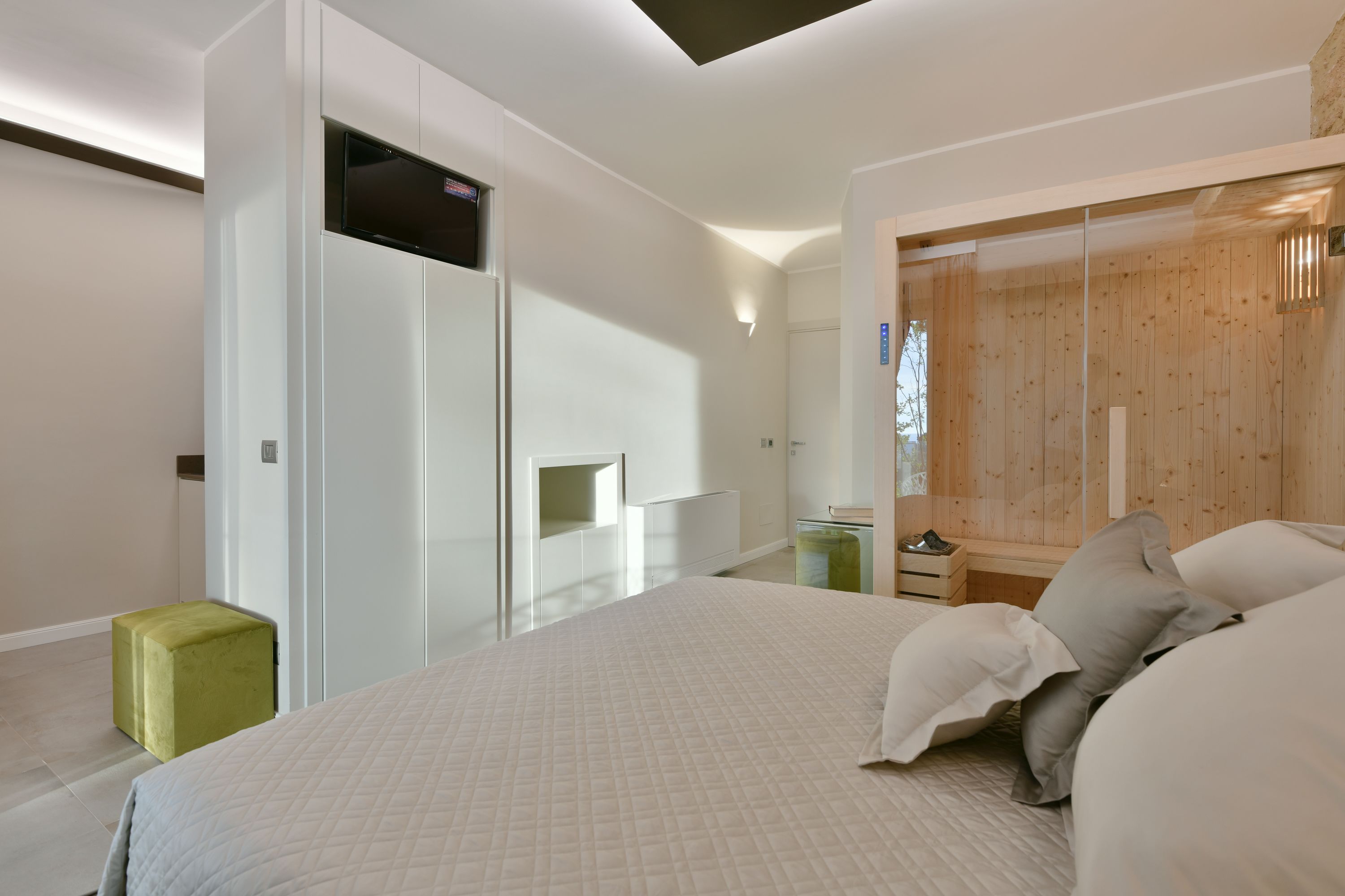 Suite Júnior, vista para o mar | 1 quarto, minibar com produtos grátis, cofre no quarto, secretária 