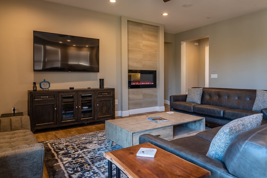 Westside Riley House- Beautifully Detailed, Distinctive Home On The Westside! - Paso Robles, CA