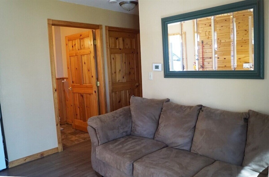 Deer Trail Resort Lakeside 3 On Lake Delta Near Iron River, Wi - Wisconsin