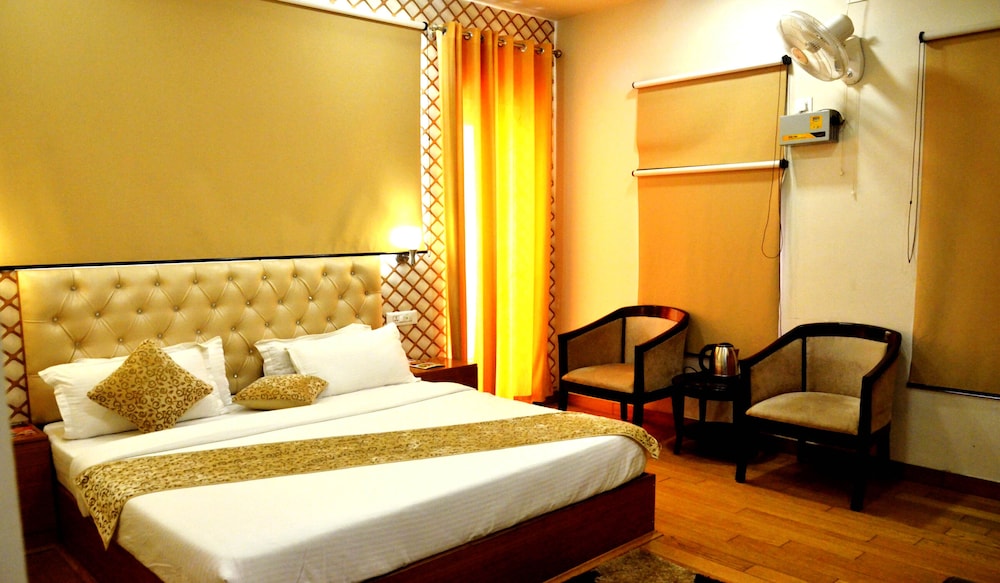 Hotel Lavenir - Rohtak