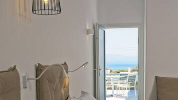 Quarto Triplo Deluxe | 1 quarto, cofre no quarto, secretária, quartos insonorizados