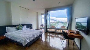 Quarto Duplo Económico | Com decoração personalizada, com mobília individualizada, secretária 