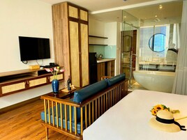 Suite Júnior | Minibar, cofre no quarto, secretária, quartos insonorizados 