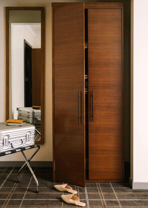 1 quarto, individualmente decorados, individualmente mobiliados