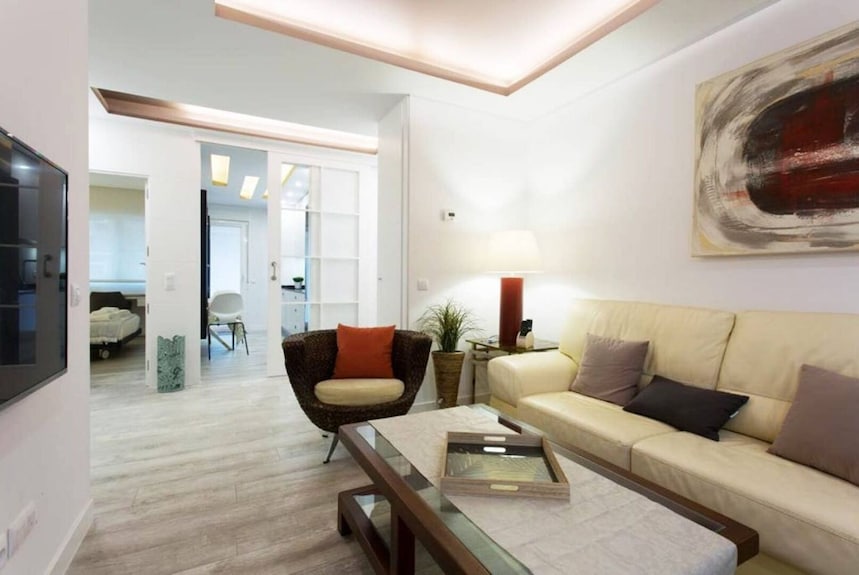 Piso Lujoso Cerca De Plaza Castilla, Con Posibilidad De Plaza Garaje. - Chamartín