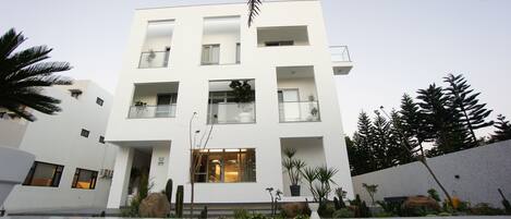 Fachada da propriedade