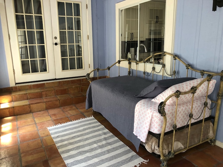 ¡Nuevo! ¡Locacion Central! Estilo De Mediados De Siglo - San Antonio