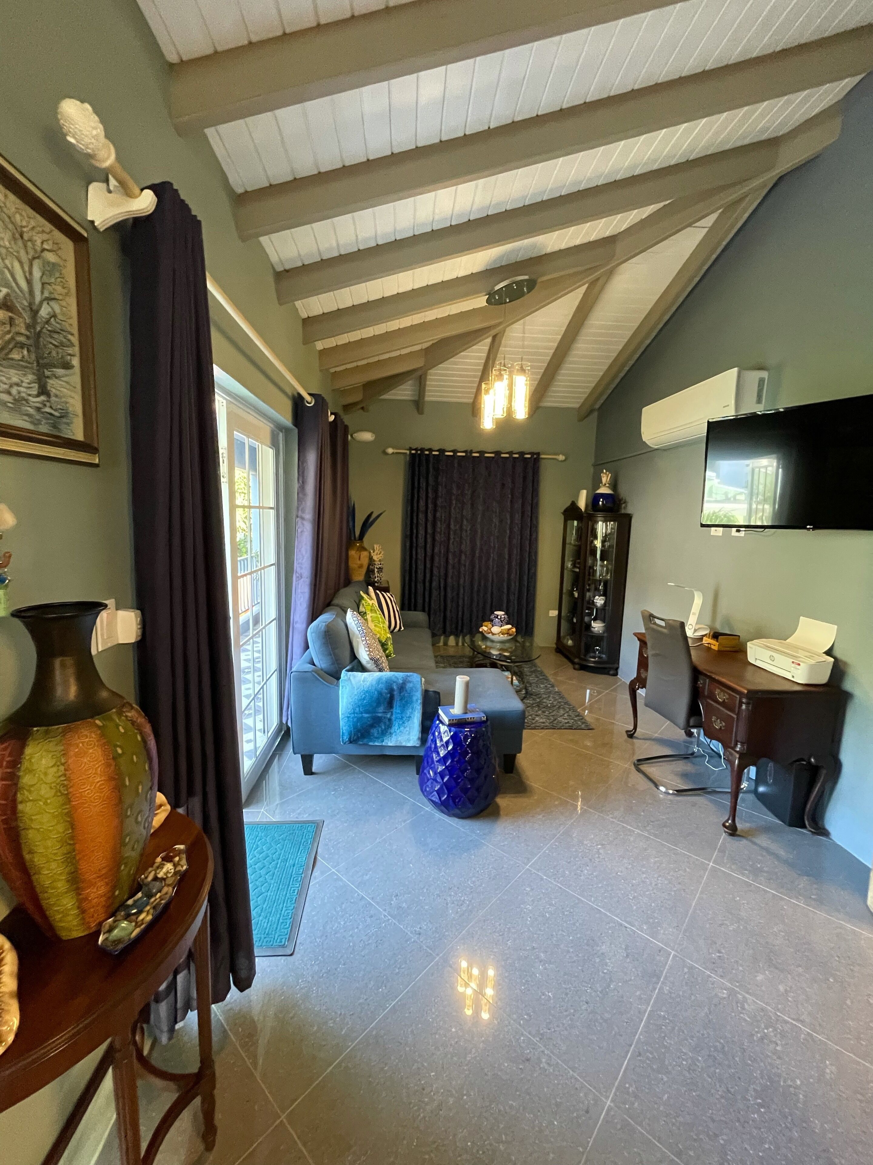 Mecasamenavia Hidden Gems - Saint-Martin