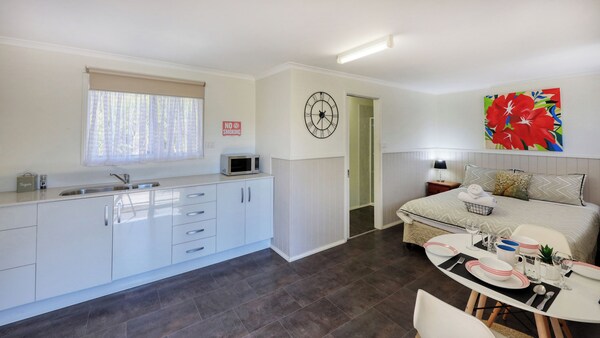Silver Wattle Caravan Park - Queensland