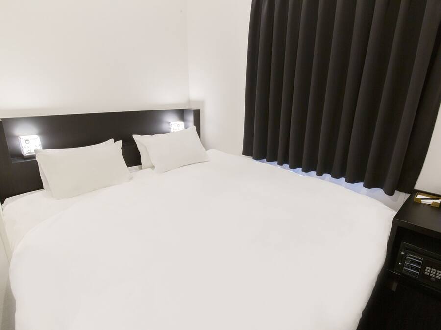 Quarto Duplo Deluxe, não fumadores | Cofre no quarto, Wi-fi grátis, roupa de cama fornecida