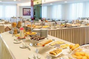Pequeno-almoço continental diário incluído