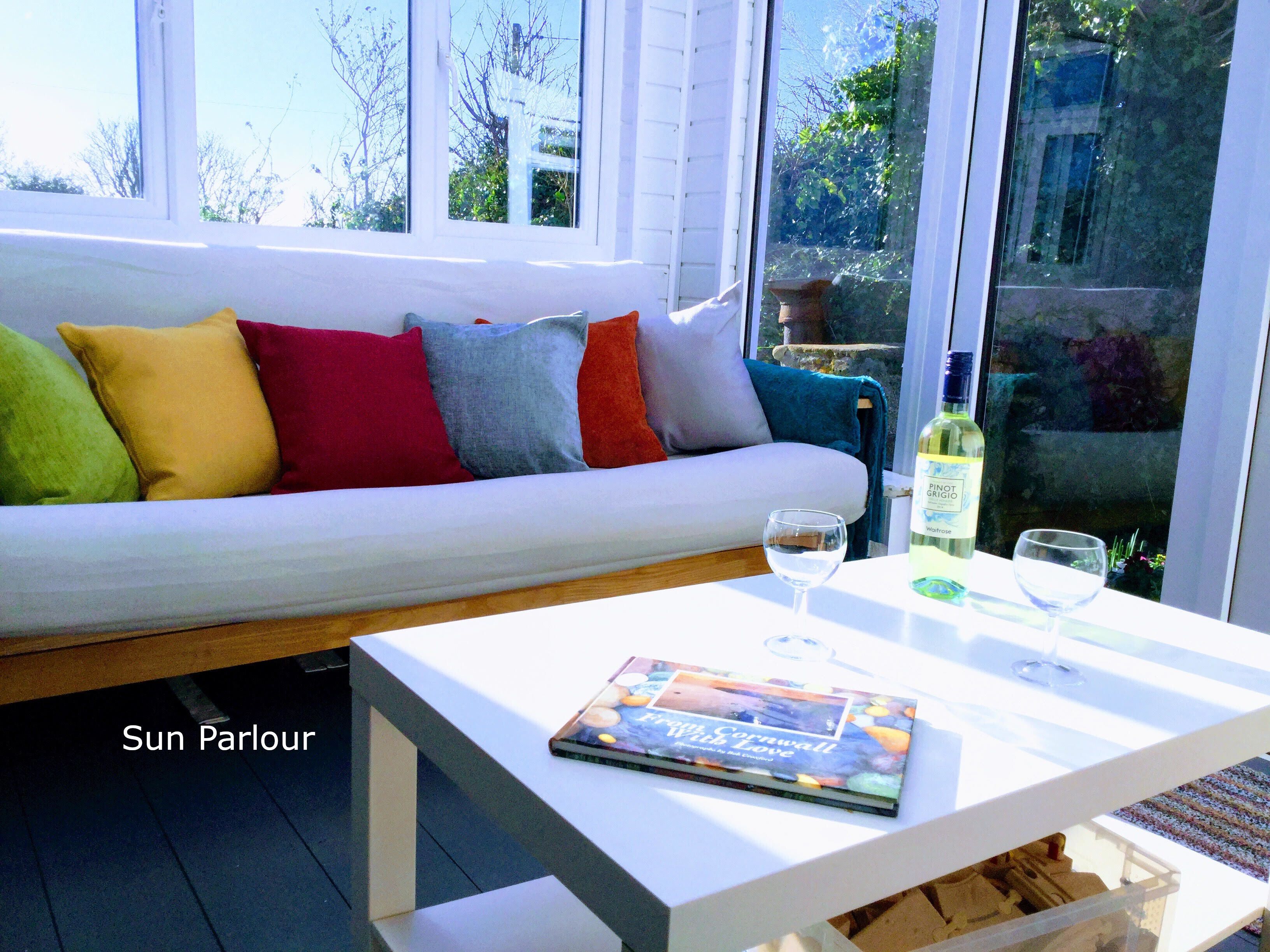 Godolphin Cottage, A Beachside Family Getaway - Dog Friendly - Porthleven