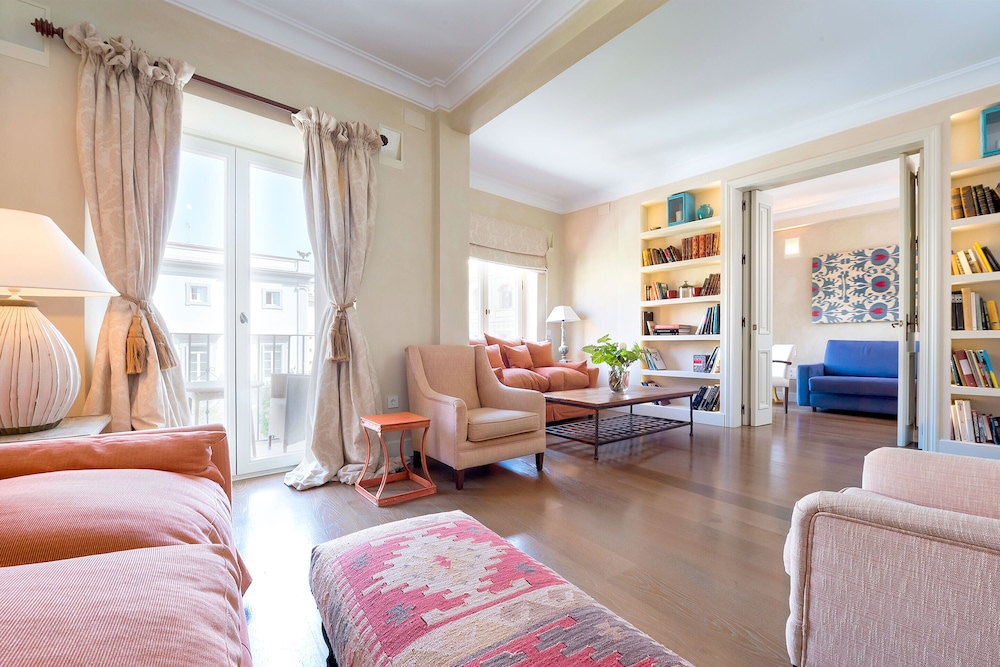 Genteel Home Contratación - Séville