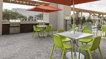 Área para churrascos e piqueniques