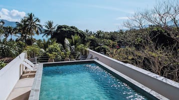 2 piscinas exteriores, espreguiçadeiras