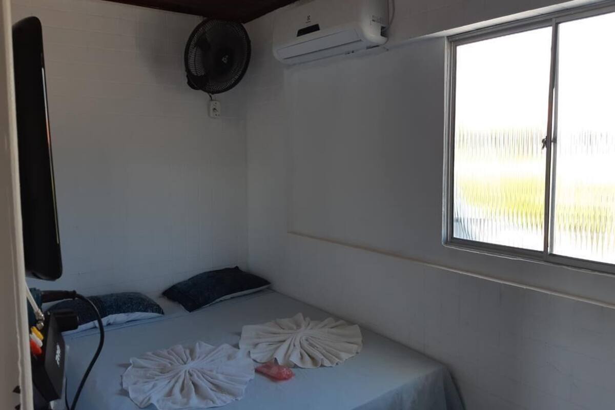Quarto Duplo | 1 quarto, minibar, roupa de cama fornecida