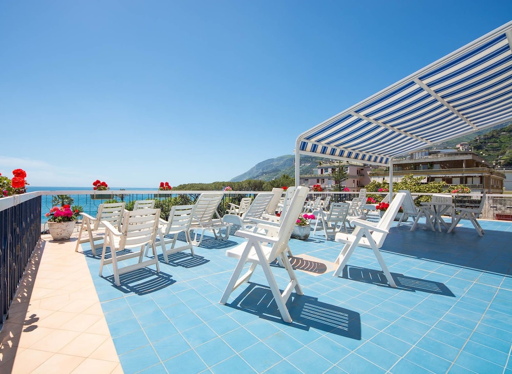 La Residenza Aparthotel - Maiori