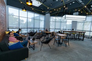 Café da manhã, almoço e jantar; culinária local 