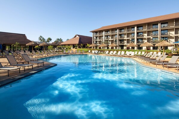 2 piscinas exteriores 