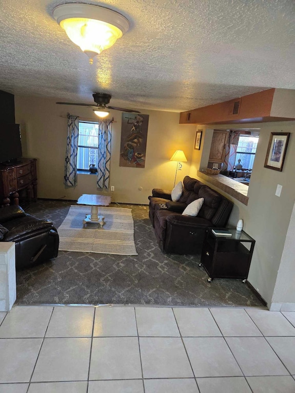 5 Minute Walk To Old Town Plaza, Great Location For Your, Family Sized Home - Albuquerque, NM