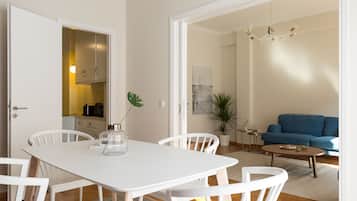 Apartamento | Sala de estar | Smart TV de 43 de polegadas com canais via satélite, televisor, Netflix