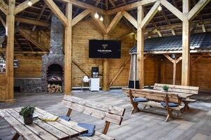 Área para churrascos e piqueniques