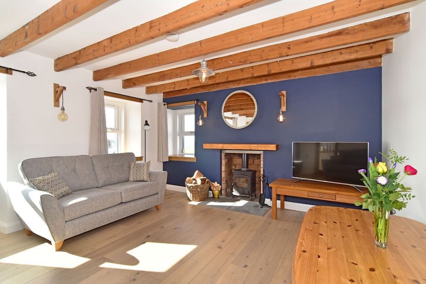 19 Fore Street - Beach View Cottage In A Quiet Coastal Village - Aberdeenshire